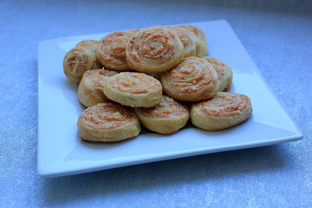 FEUILLETÉS AU FROMAGE